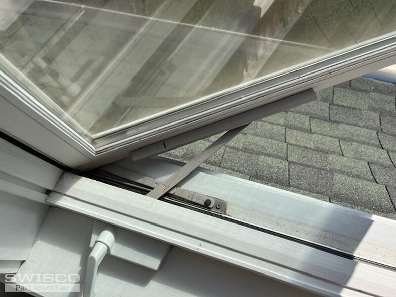 Broken upper arm of double window Norco D series clad case / awn 076-N ...